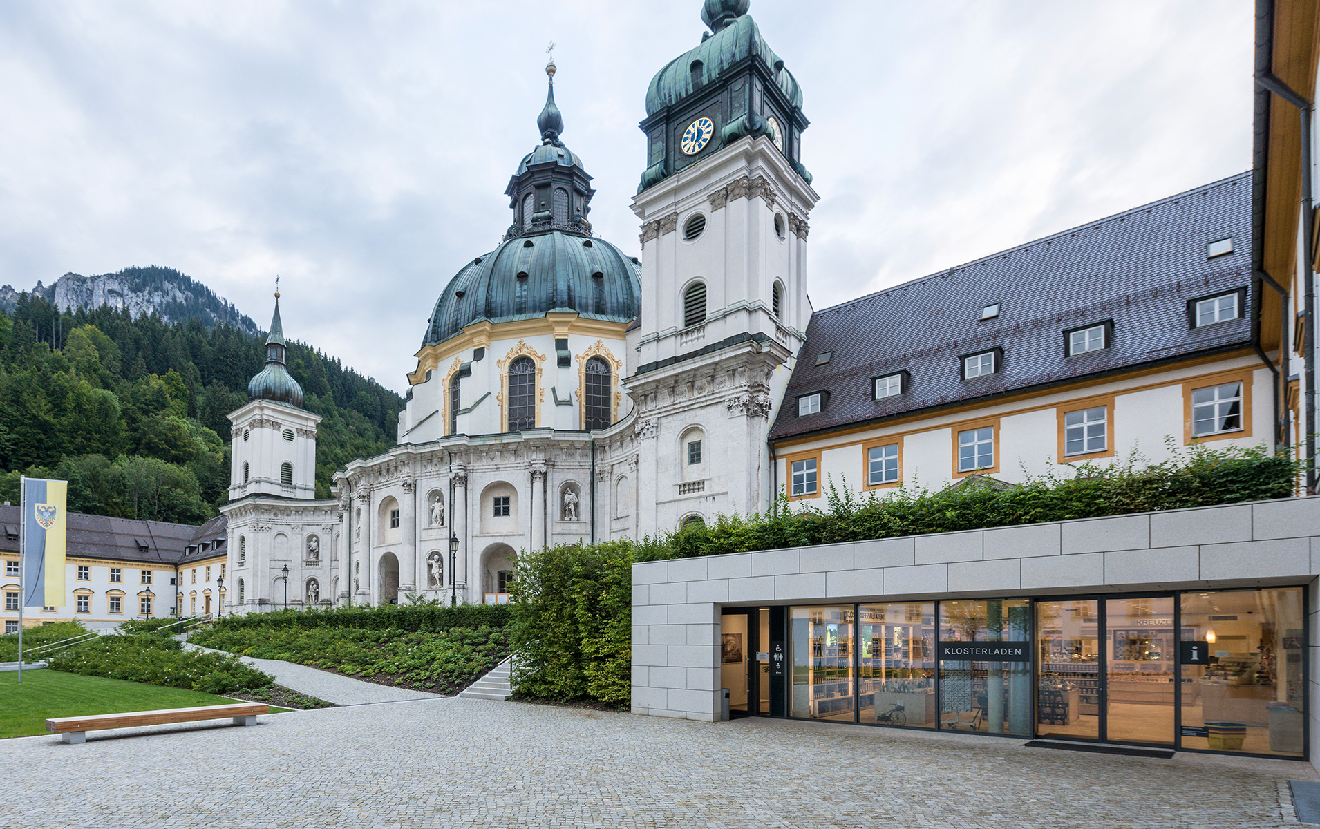 Hofanlage und Klosterladen, Kloster Ettal – Thoma Lay Buchler : Architekten